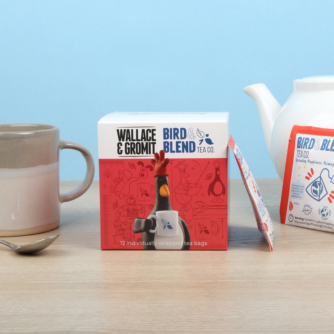 Feathers McGraw Wanted! Bird & Blend Tea Gift Box – Gromit Unleashed Shop