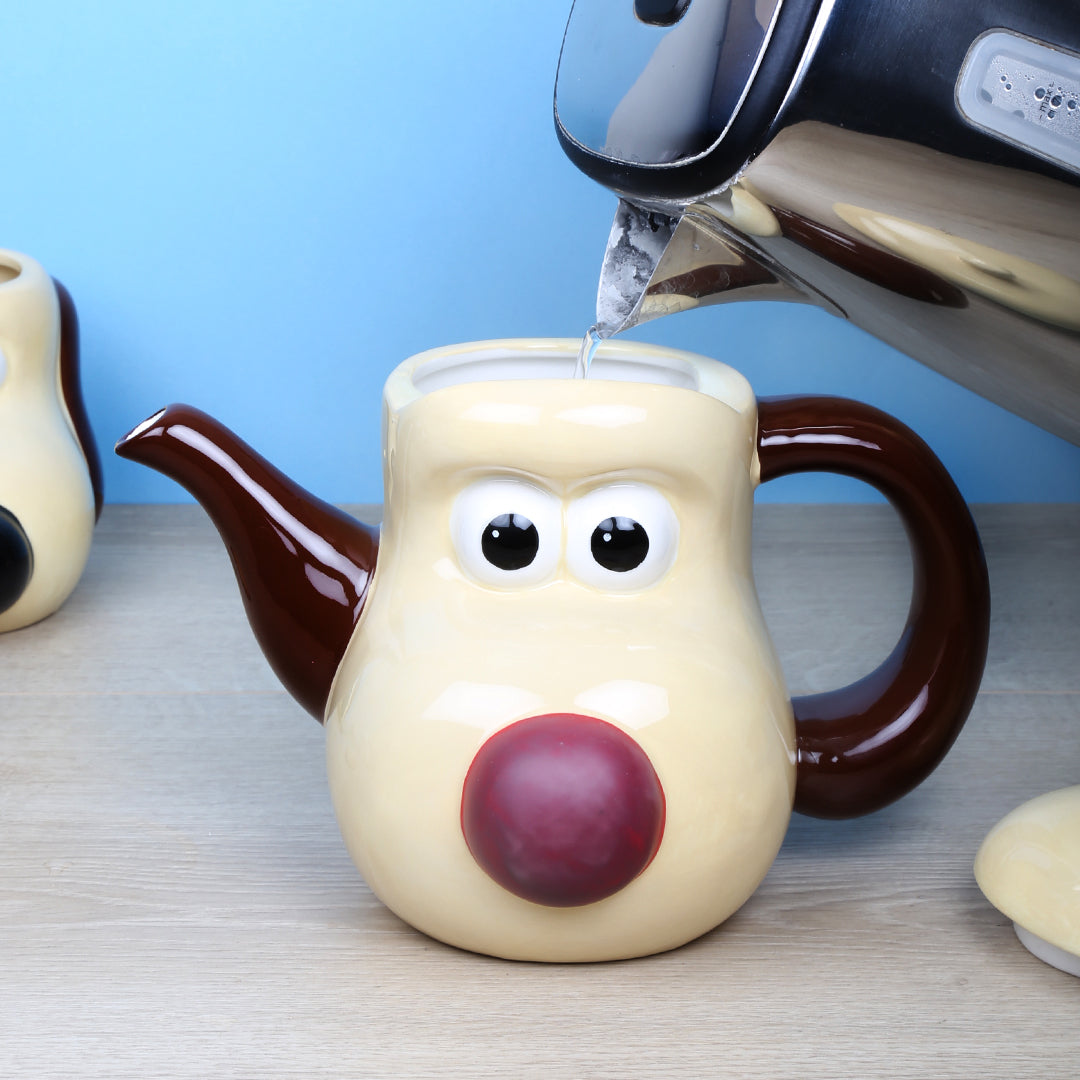 Gromit Shaped Heat Changing Teapot – Gromit Unleashed Shop
