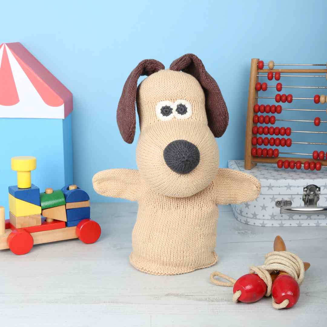 Knitted Gromit Hand Puppet – Gromit Unleashed Shop