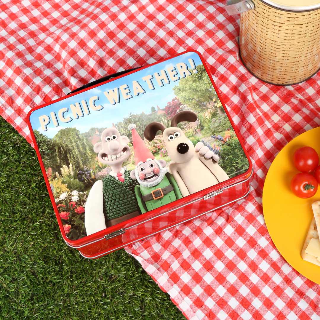 Wallace & Gromit Norbot's Picnic Time Metal Lunch Box – Gromit ...